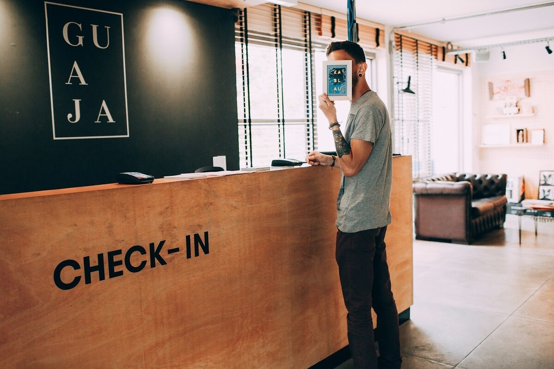Tips to Make Online Check-in Easier for Guests: The Ultimate Guid